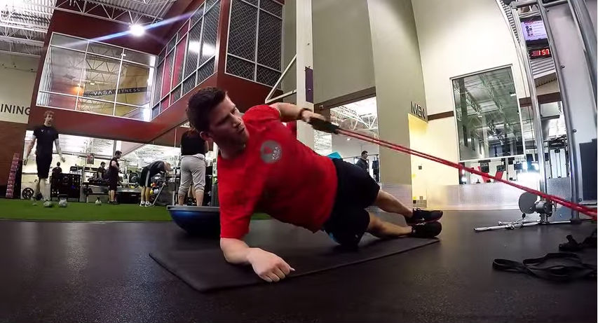 Trainer Tip| Functional Core Workout with Layne Nordquist - VASA Fitness